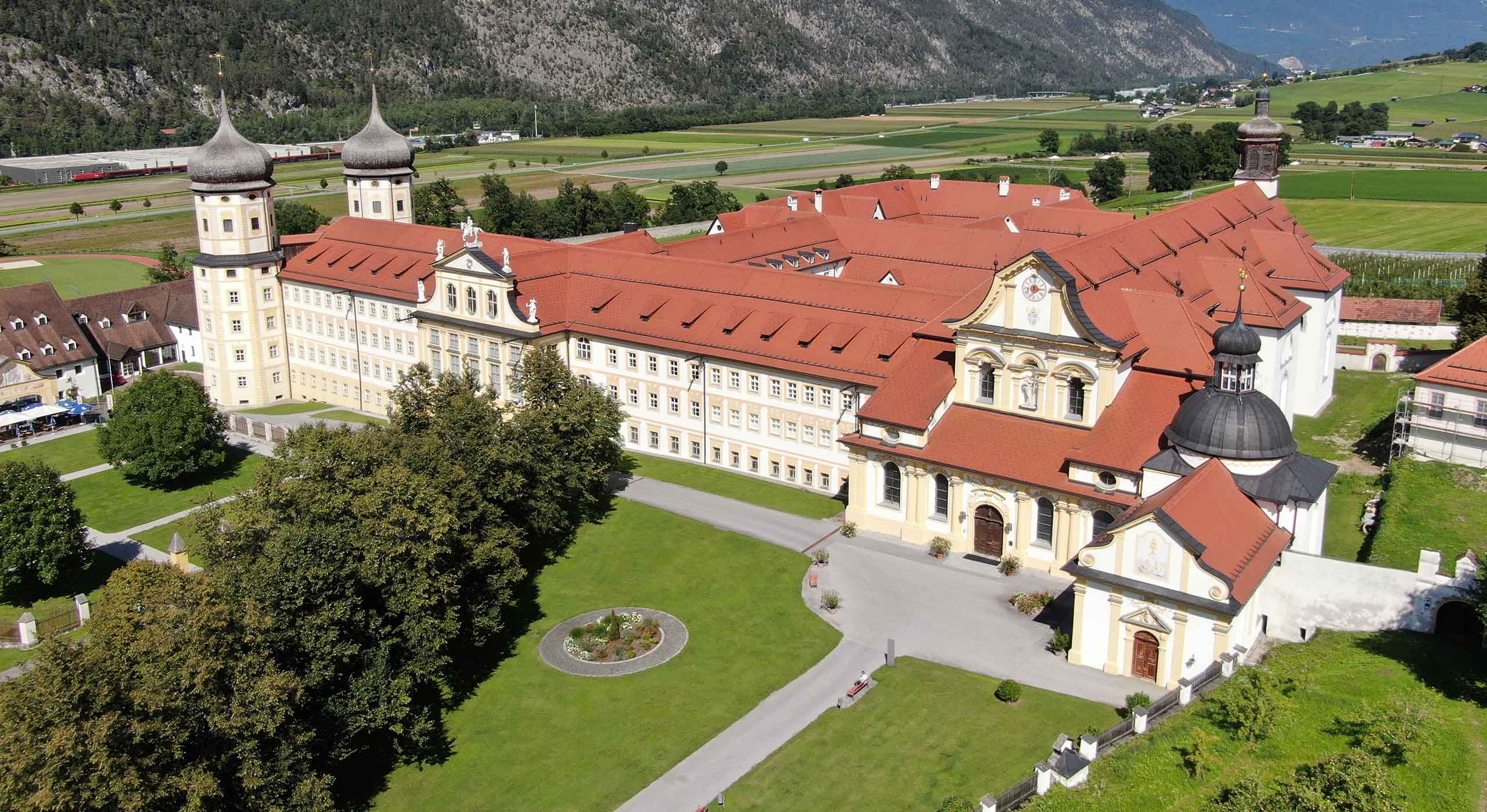Stift Stams – Zisterzienserabtei Stift Stams